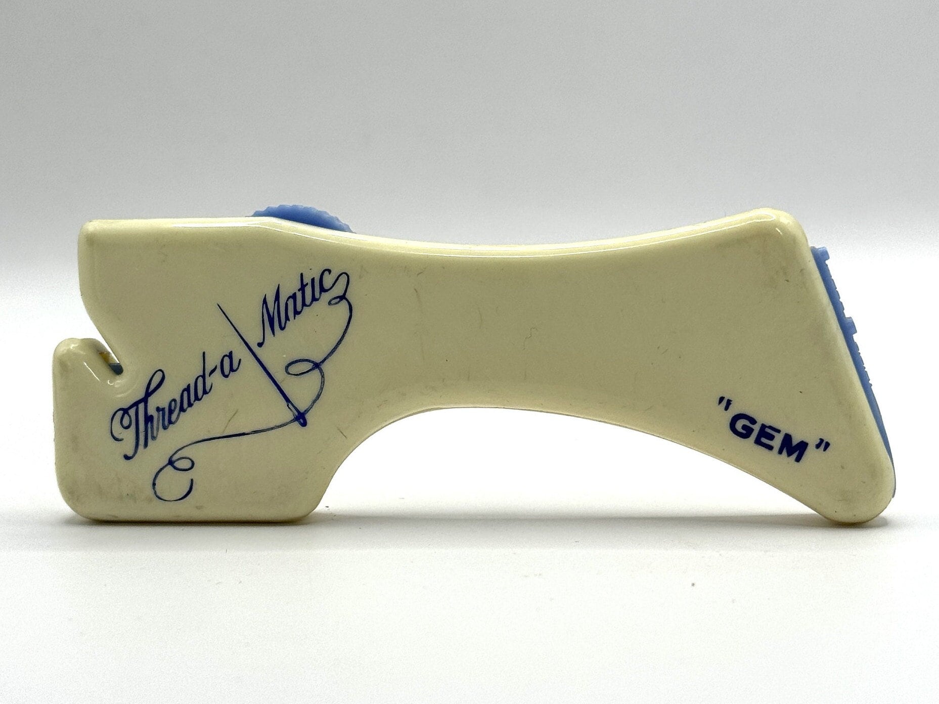 Vintage Thread-a-matic "gem" Needle Threader - Etsy