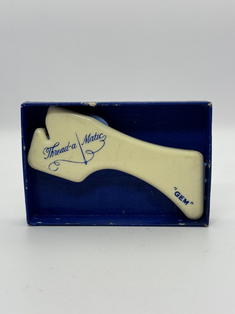 Vintage Thread-a-matic "gem" Needle Threader - Etsy