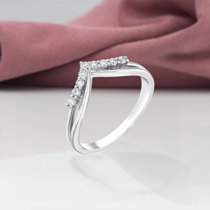 Solid Gold Chevron Stacking Ring Diamond Chevron Ring Curved Wedding ...