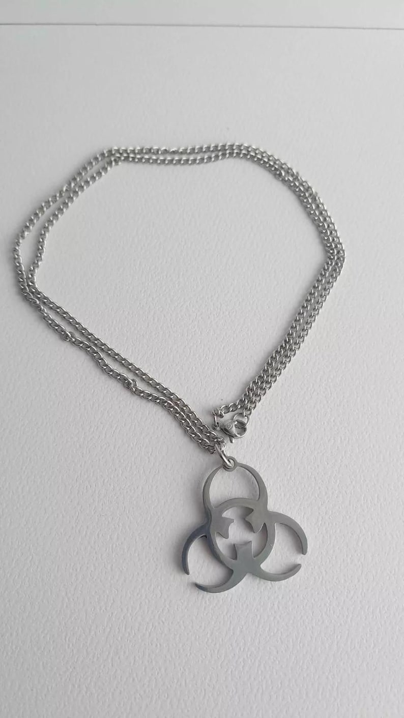 Y2K Biohazard Symbol Necklace With Pendant - Jumpstyle Webcore ...