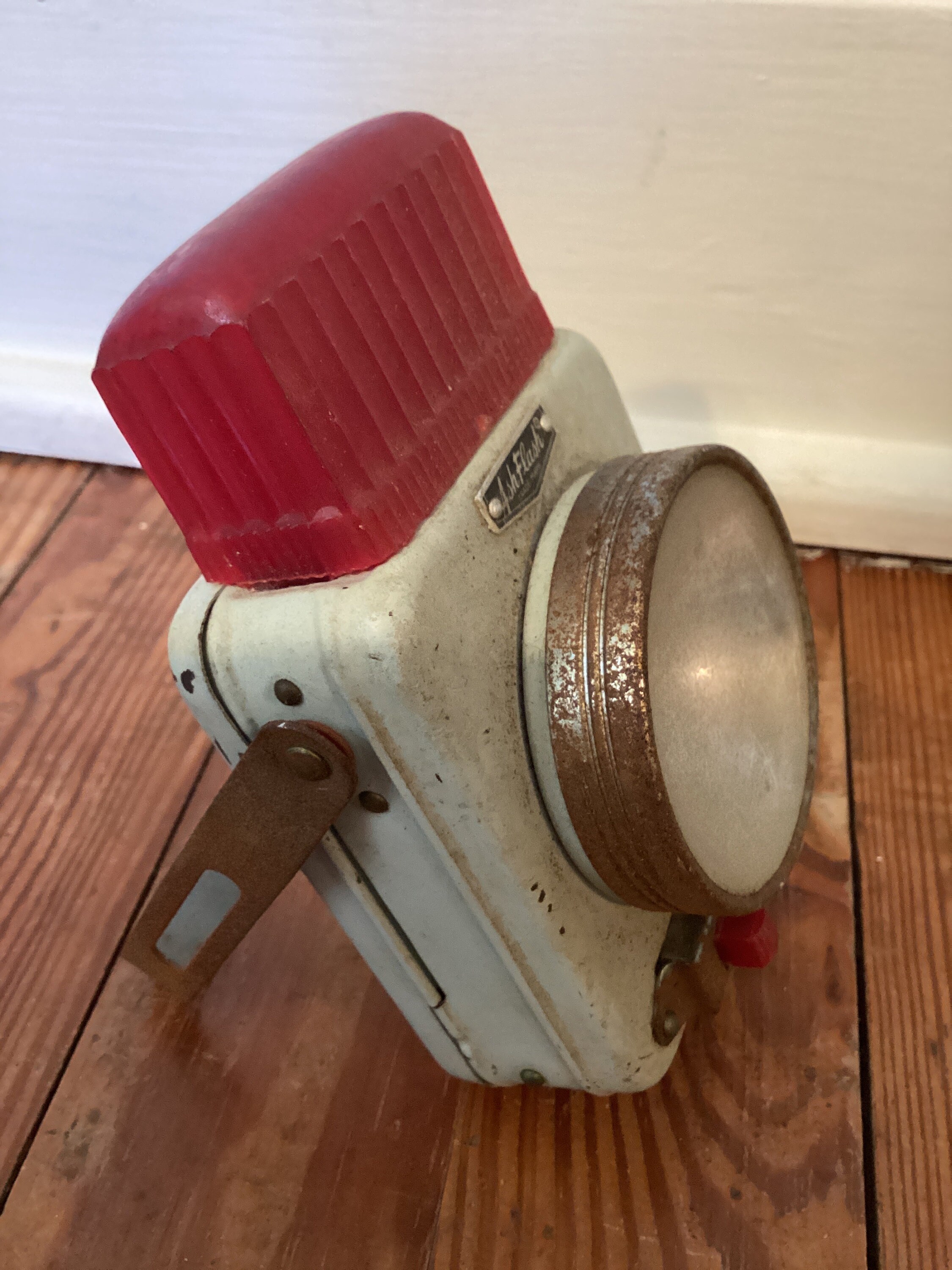 Vintage Ash Flash Lantern/ Flashlight - Etsy
