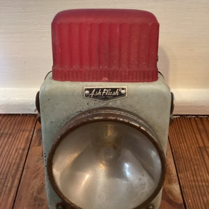 Vintage Ash Flash Lantern/ Flashlight - Etsy
