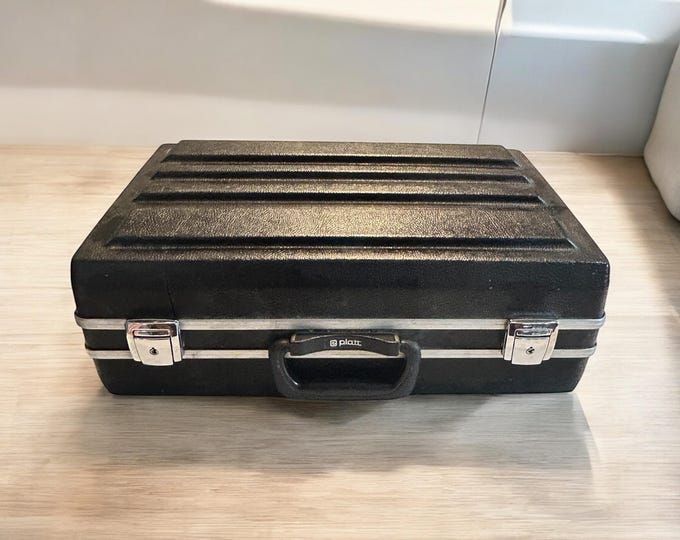 Vintage Stradellina Brown Attache Case With Click Closures and Nice ...