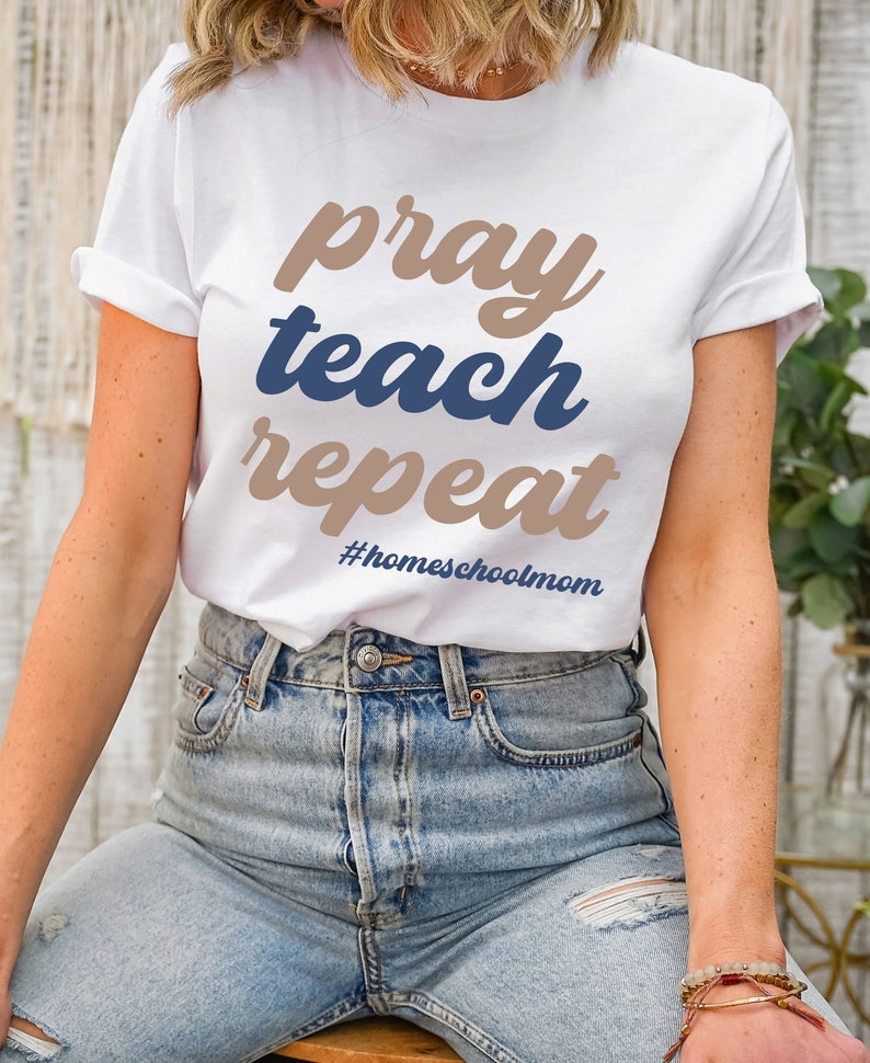 Homeschool Mom PNG, Pray Teach Repeat, Retro Design (digital Download ...