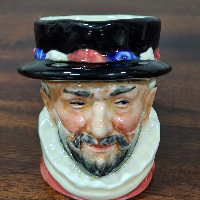 Royal Doulton Toby - Etsy