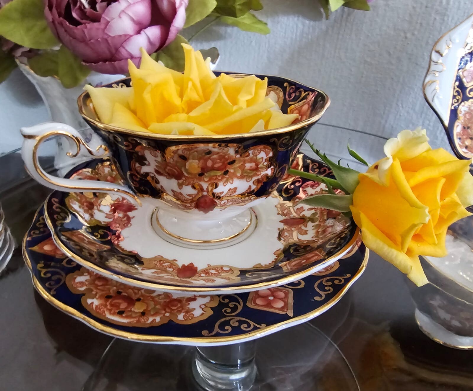 Royal Albert Heirloom Tea Set / Highly Sought After! - Etsy