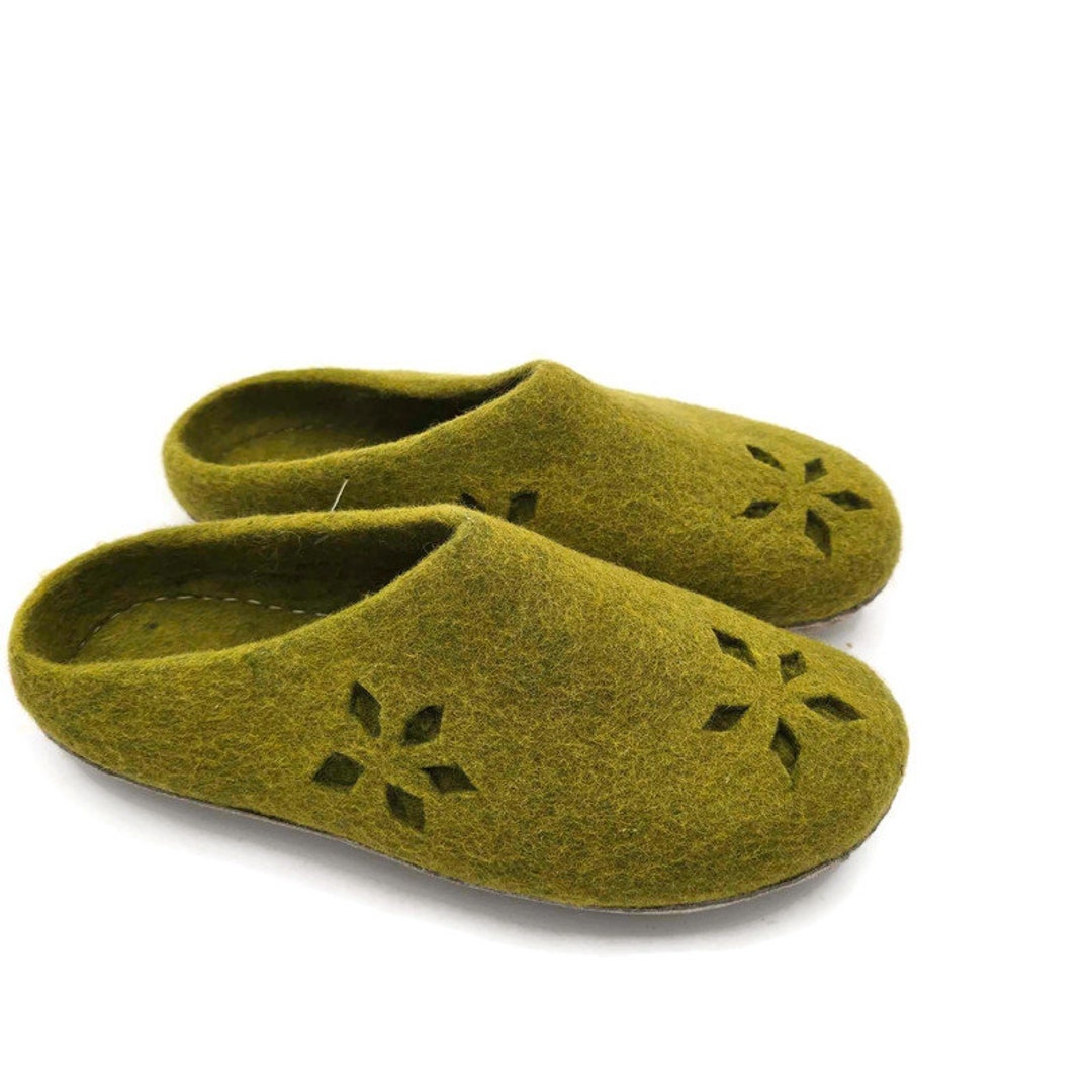 Felt Indoor House Slippers With Flower Design - Etsy