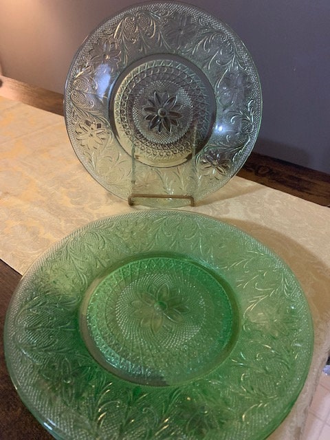 Indiana Glass Tiara Chantilly Green Sandwich Pattern Dinnerware Set ...