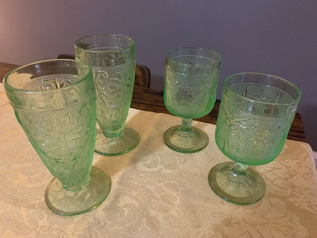 Indiana Glass Tiara Chantilly Green Sandwich Pattern Dinnerware Set ...