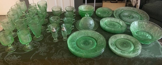 Indiana Glass Tiara Chantilly Green Sandwich Pattern Dinnerware Set ...