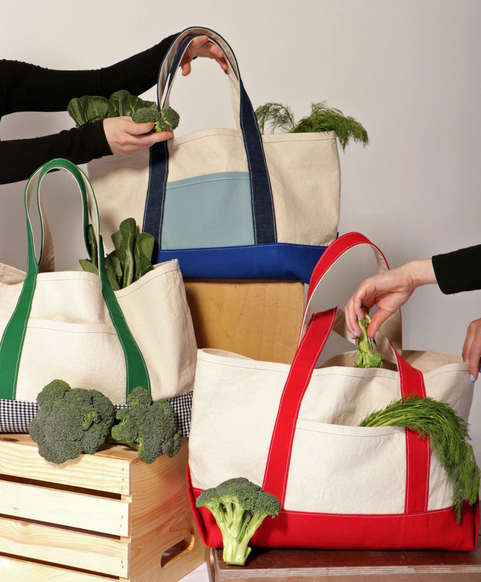 Neighborhood Day Tote, Canvas Tote Bag Sewing Pattern, Confident ...