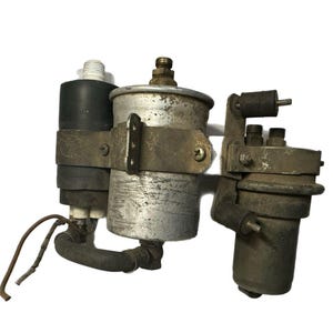 Mercedes Benz 450SL 380SL 560SL Fuel Pump Accumulator Filter Bracket ...