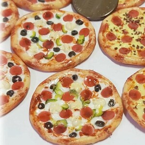 1pc Miniature Whole Pepperoni Meat Lovers Pizza Pie 1;6-1;12 Scale - Etsy