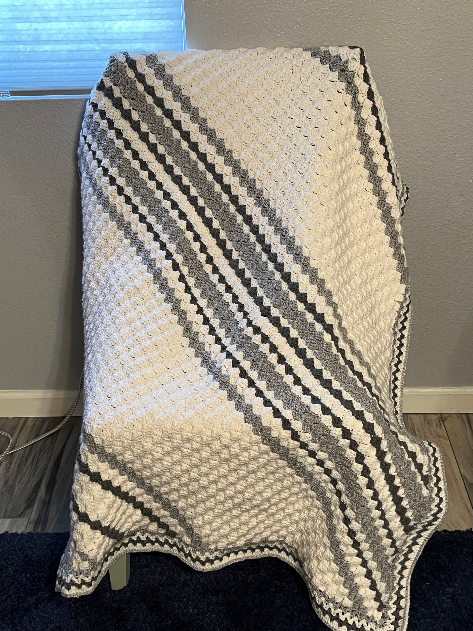 Beautiful Crocheted Throw, Corner to Corner Stitch With a Unique Border ...