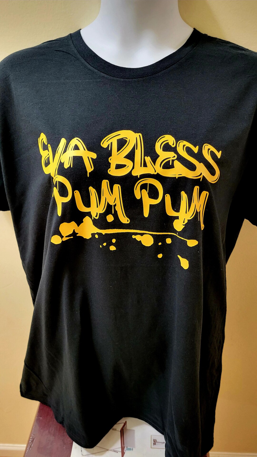 Camiseta Eva Bless Pum Pum - Etsy España