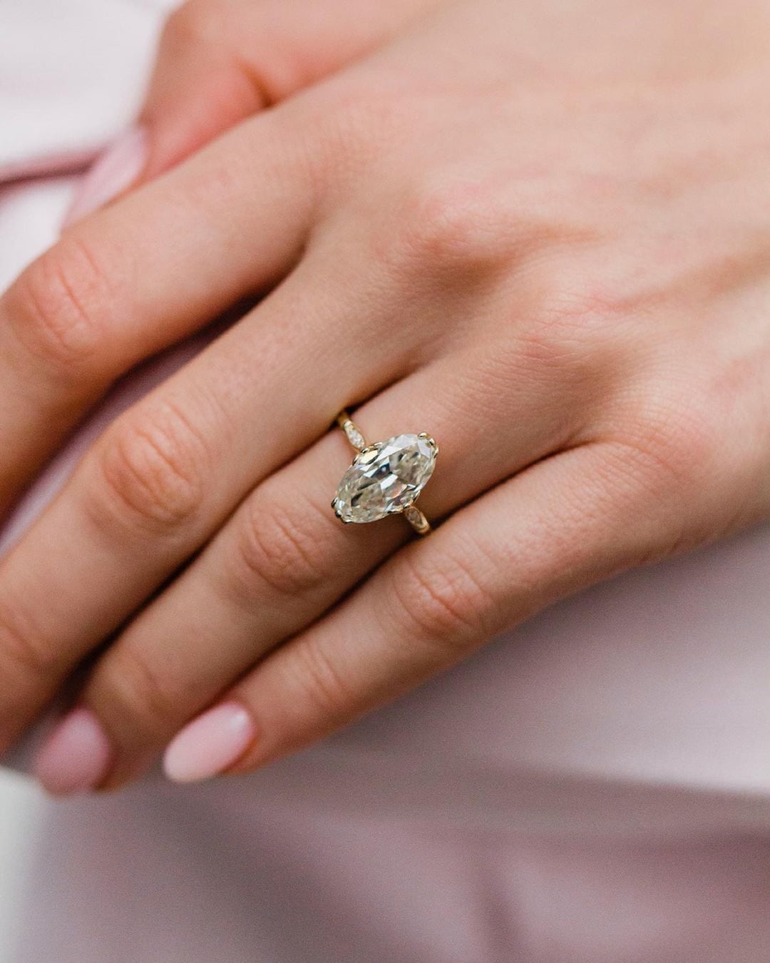 Old Mine 4 Ct Moval Cut Moissanite Engagement Ring , Moval Cut Ring ...