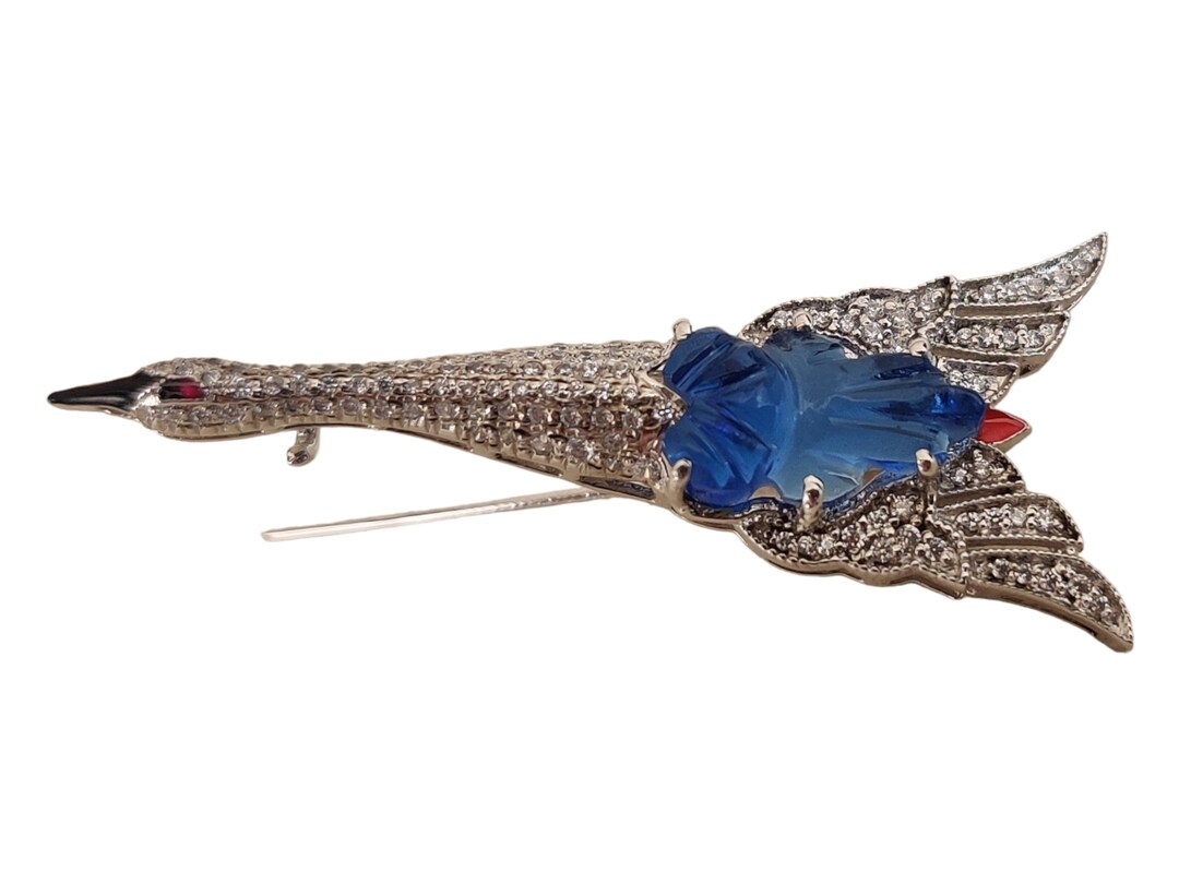 Elegant Vintage Style Flying Goose Bird Brooch Pin Adorned With Carved ...