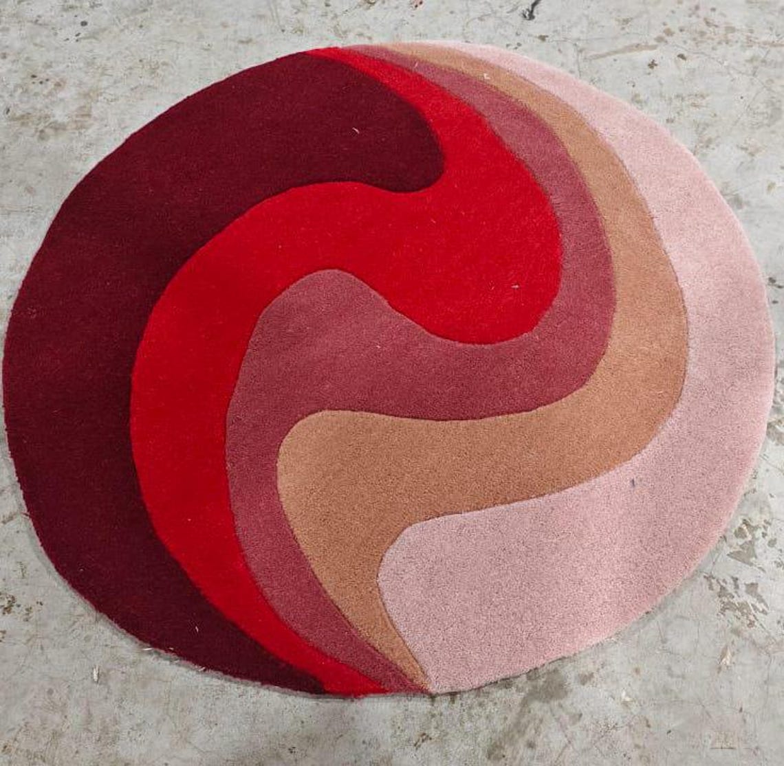 Modern Round Swirl Rug - Shades of Red and Beige - Etsy
