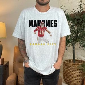 Patrick Mahomes Shirt,mahomes 15 T-shirt,kansas City Shirt,gift for Men ...