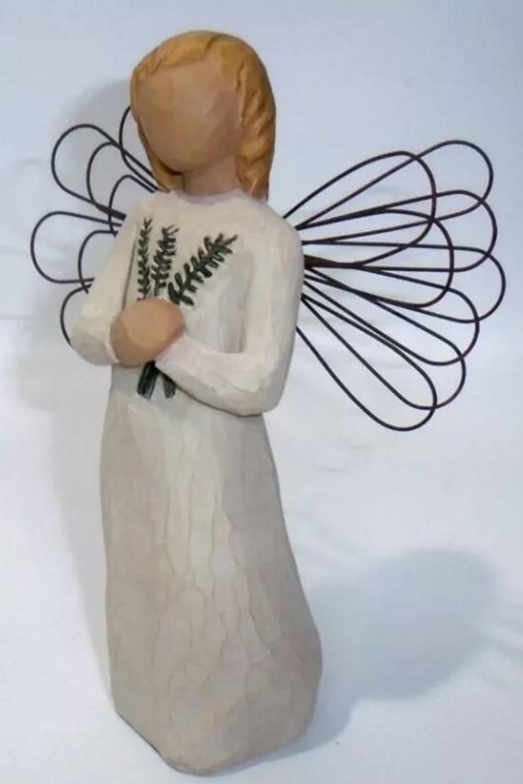 Angel of Remembrance Figure by Susan Lordi | Willow Tree - Etsy