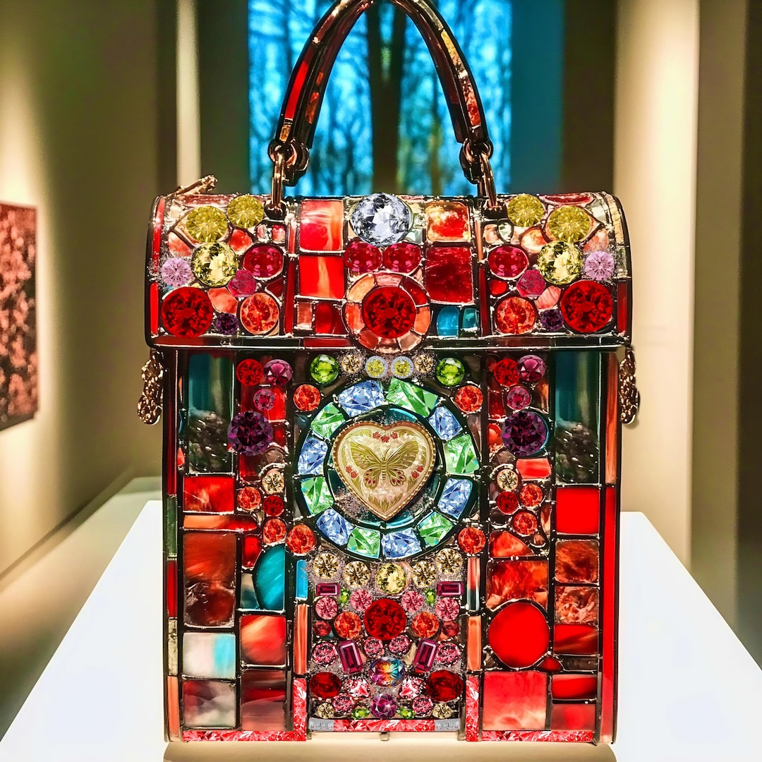 Ruby Butterfly: A Jewel of Transformation - Elegant Jewel Encrusted ...