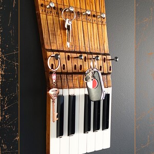 Repurposed Piano Keys Music-inspired Eco-friendly Key Holder Vintage ...