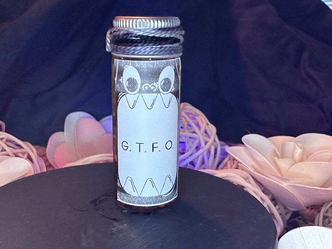 G. T. F. O. Protection Full Moon Oil to Enhance Any Spell Guarding Your ...