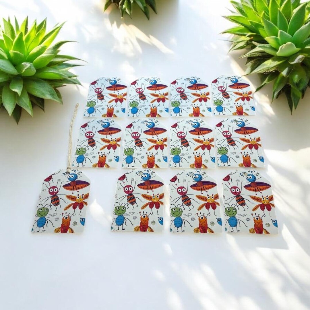 Set of 12 Colourful Bugs Gift Tags, Gift Wrapping, Luggage Tags, Card ...