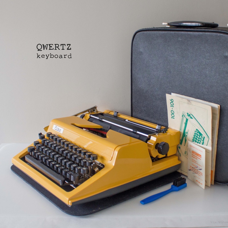 Erika Manual Typewriter - Etsy