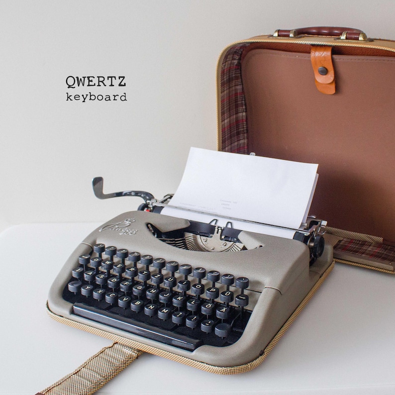 Princess 100 Typewriter: Portable 1960s Writer's Gift, Mothers Day - Etsy