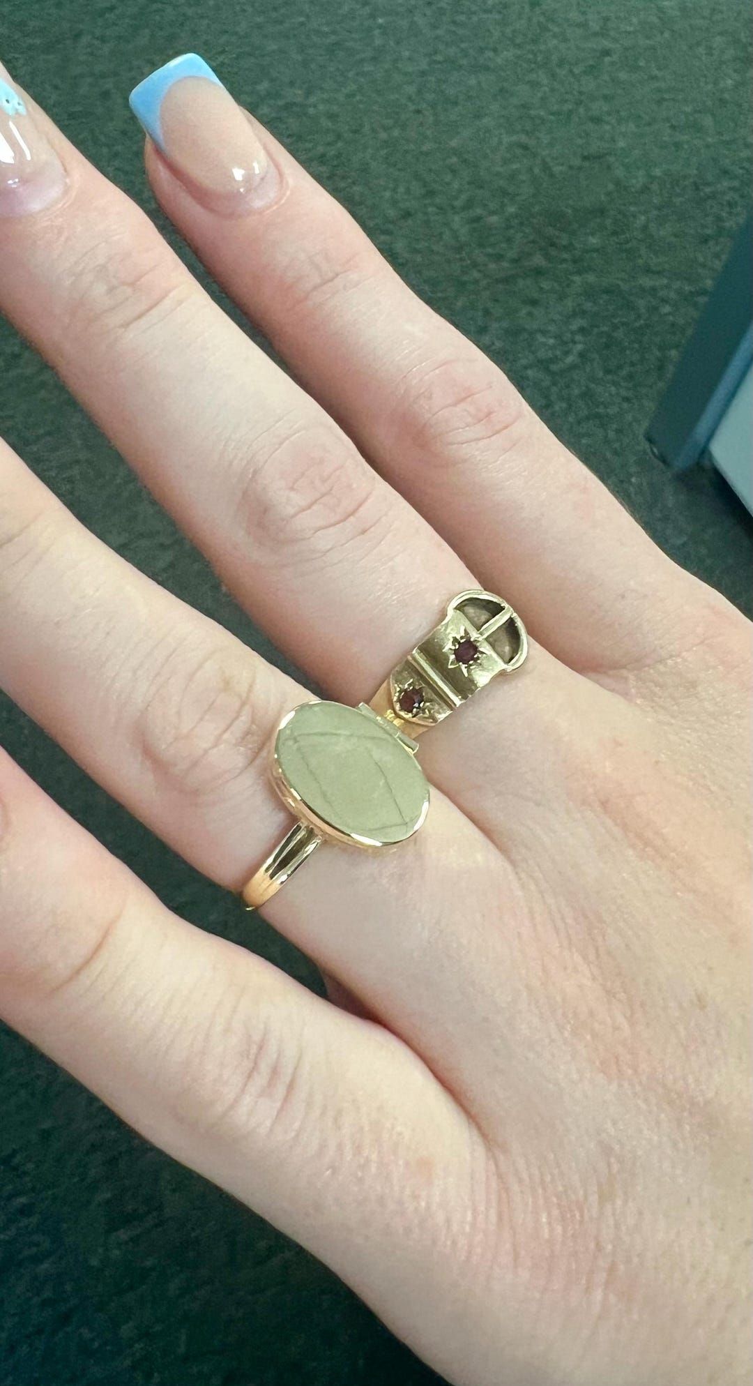 9ct Gold Oval Locket Keep Safe Ring -BARRETT JEWELLERY - Etsy