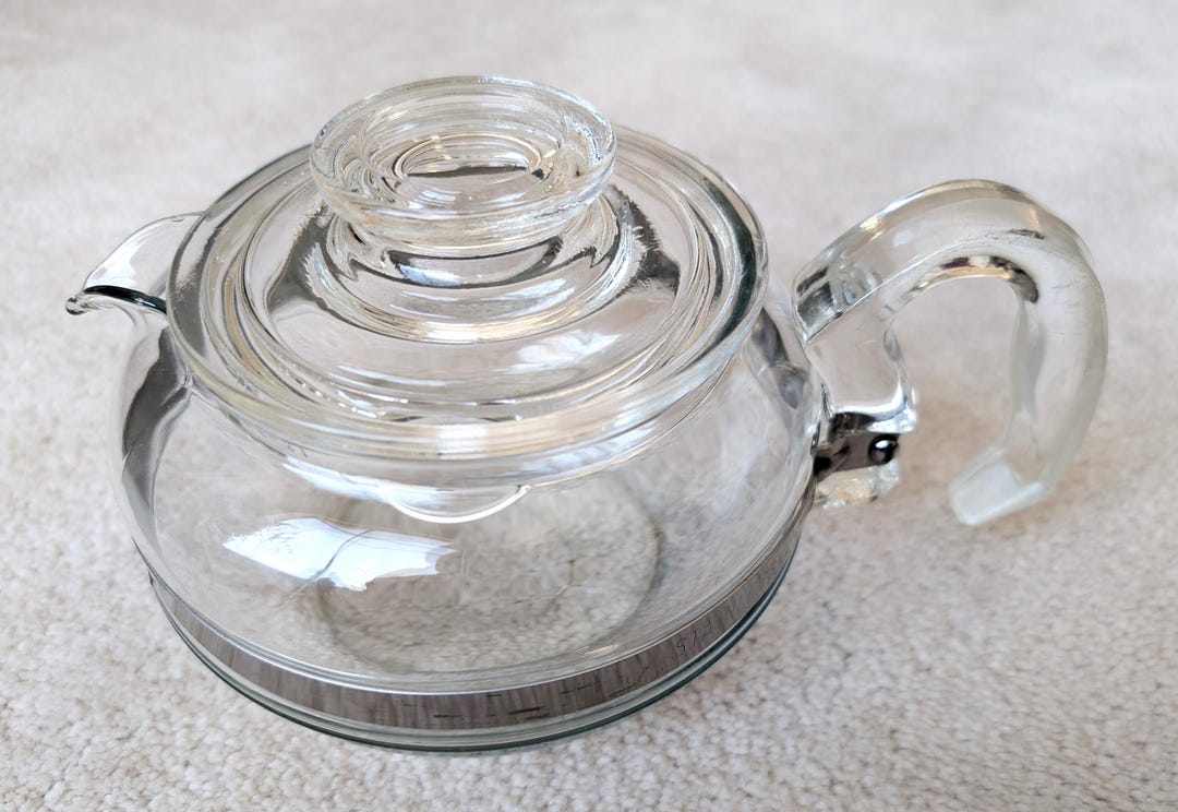 Vintage Pyrex 6 Cup Blue Flameware Teapot (8126-B) - Etsy