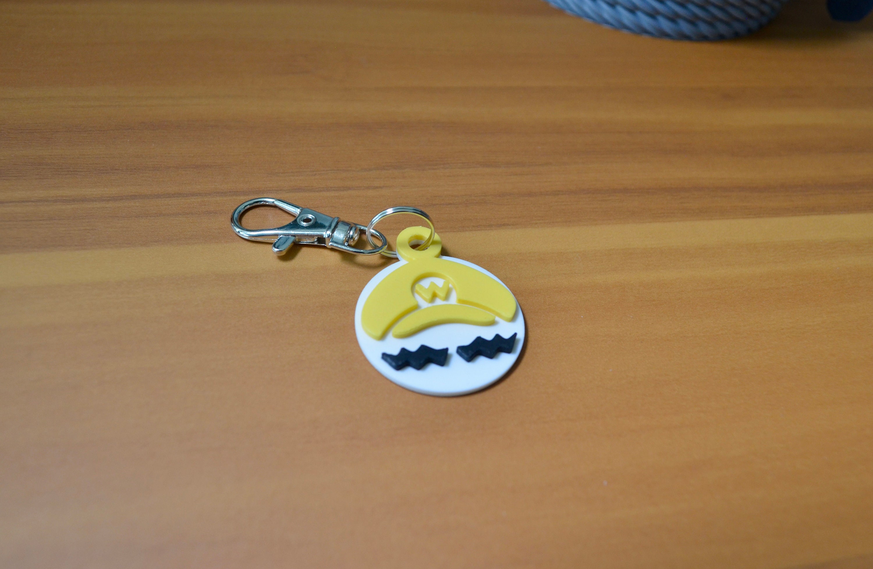 Super Mario Bros Yellow Wario Mustache Keychain/keyring - Party Favor ...