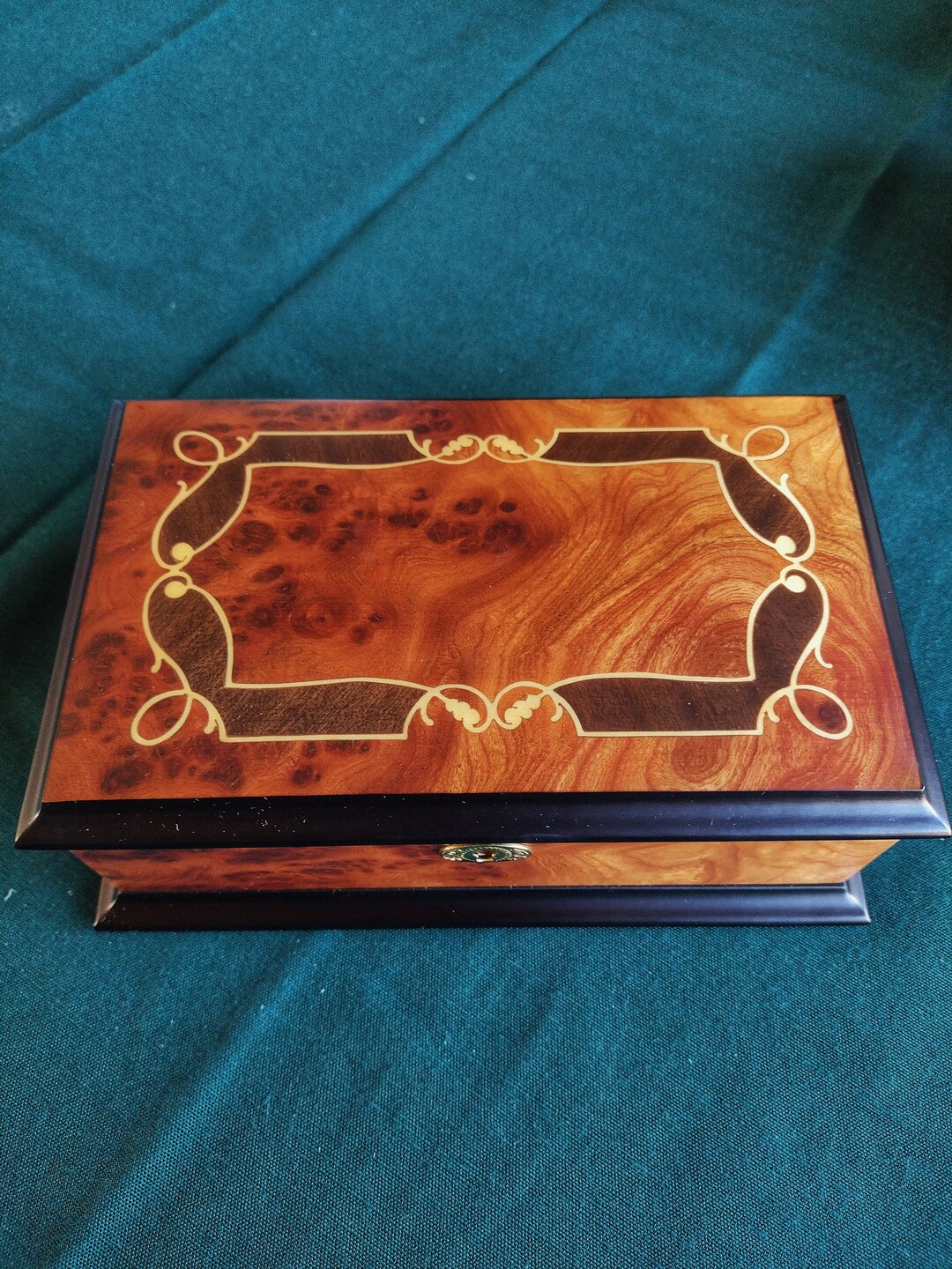 Music Box Inlaid Wood-scroll Design - Etsy