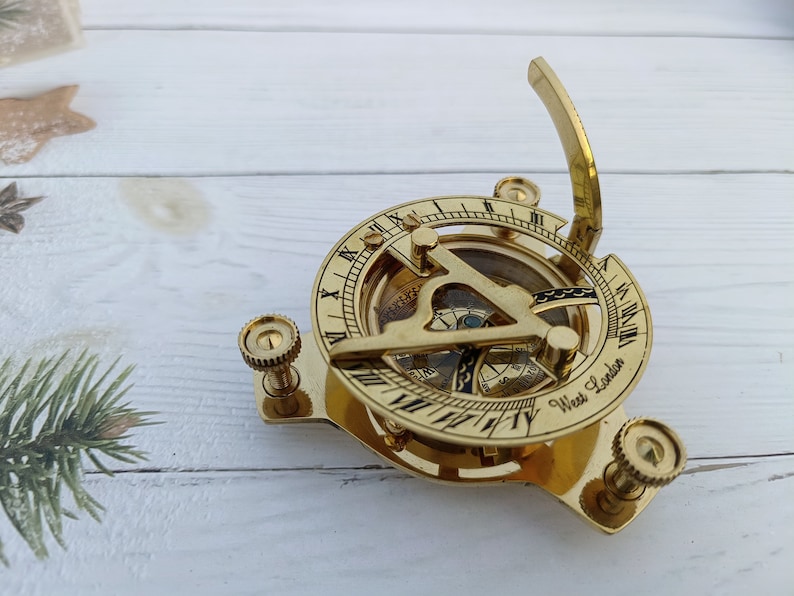 Personalized Sundial Compass With Custom Engrave, Unique Compass for ...