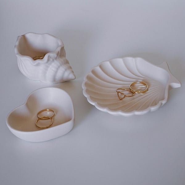 Clam Shell Planter - Etsy