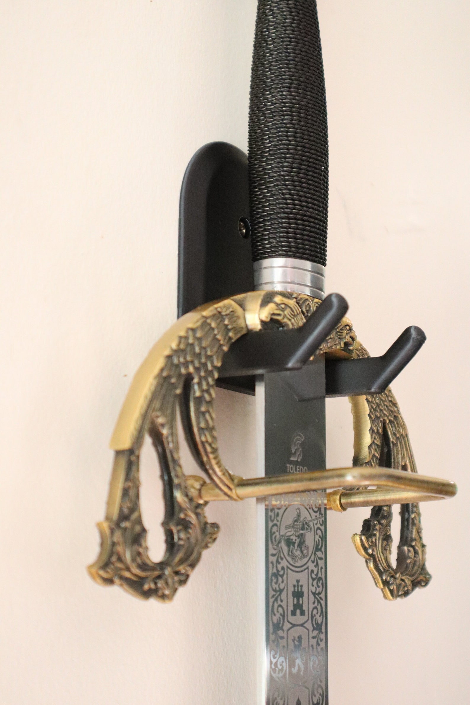 Vertical Sword Wall Mount - Etsy