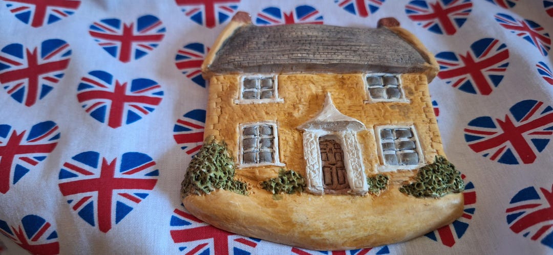 Cottage Craft Bushley Villa Gloucestershire Pottery Plaque - Etsy