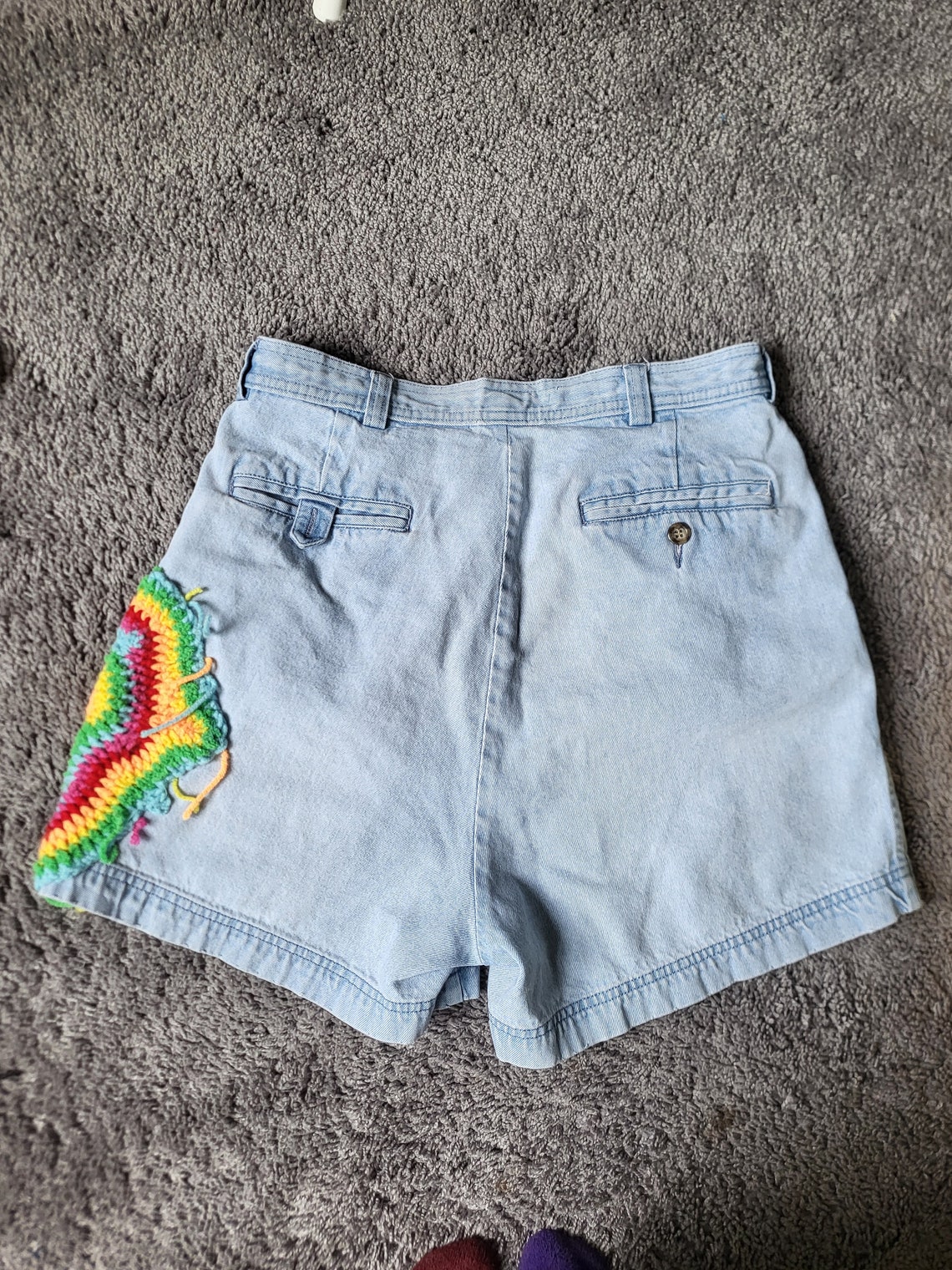 Free Form Crochet Pride Cell Blob Shorts 32W Light Wash Salt Dog Jorts ...