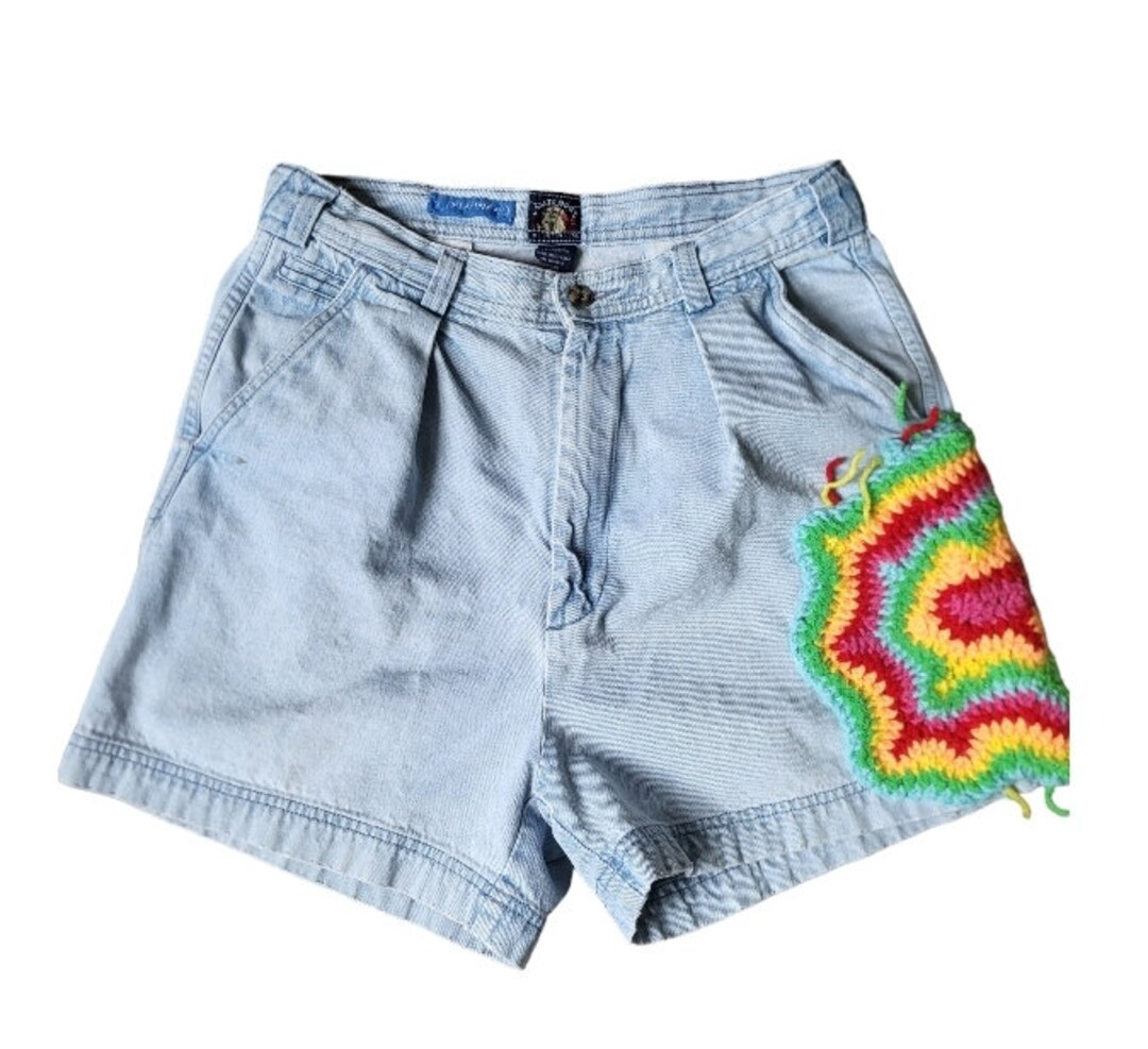 Free Form Crochet Pride Cell Blob Shorts 32W Light Wash Salt Dog Jorts ...