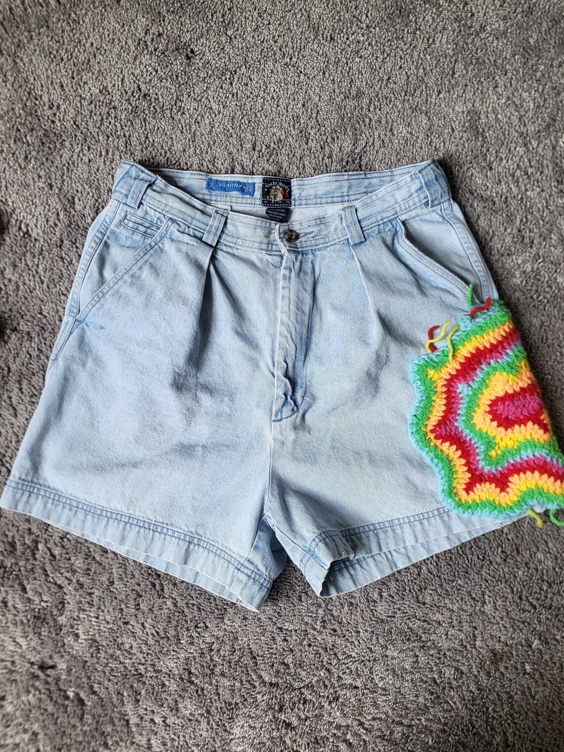 Free Form Crochet Pride Cell Blob Shorts 32W Light Wash Salt Dog Jorts ...