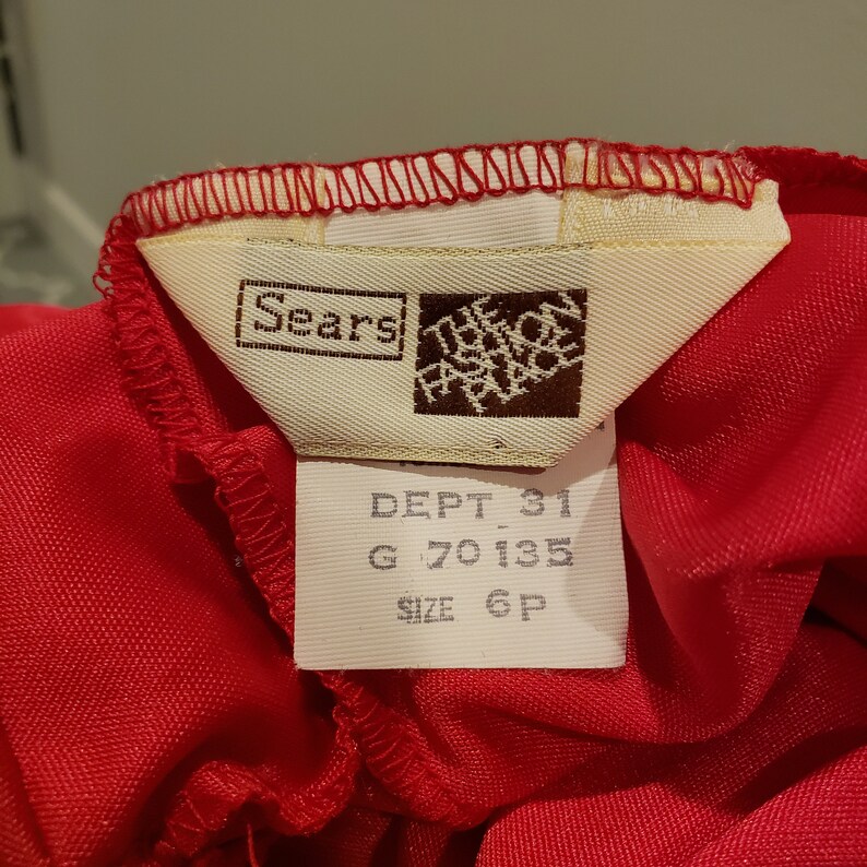 Vintage 70s Sears Red Rockabilly Ruffle V Neck Fit & Flare Belted Shirt ...