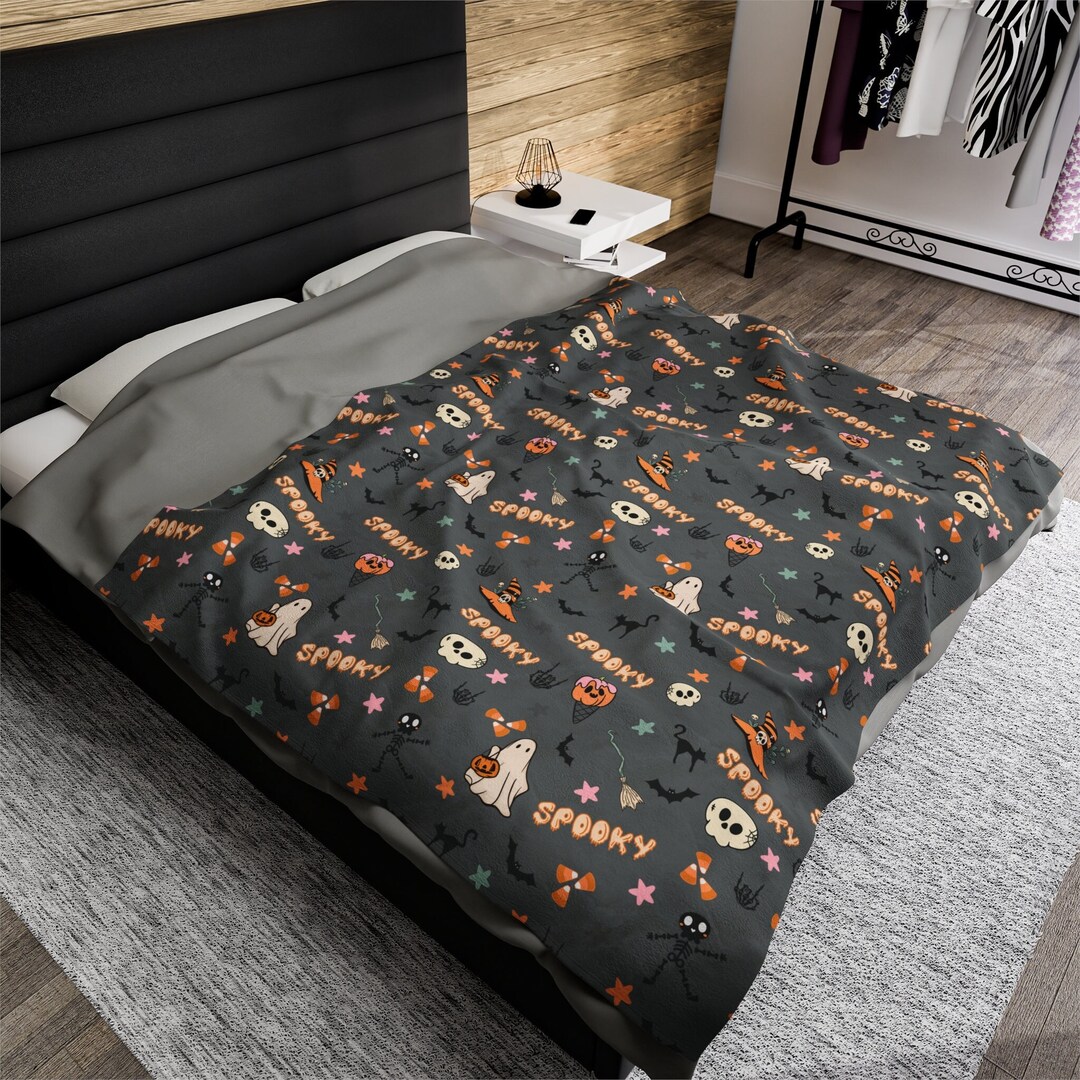 Retro Halloween Fleece Blanket, Soft Halloween Throw Blanket, Large ...