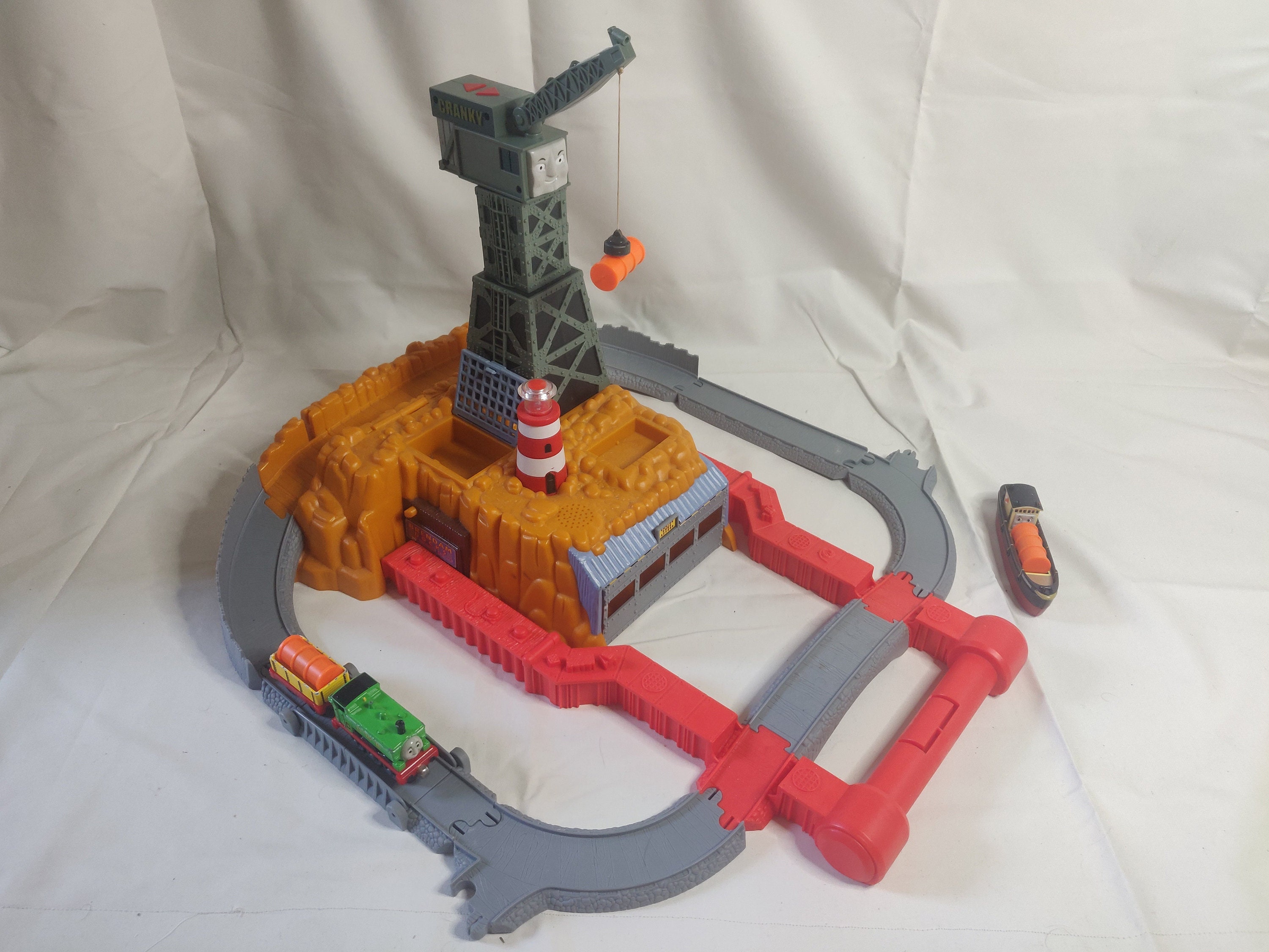 Brendam Docks Electronic Playset Take Along Thomas & Friends LC76511 ...