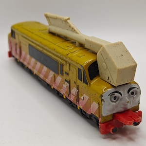 ERTL - DIESEL 10 - Thomas & Friends Metal Diecast Railway Train - YOU ...