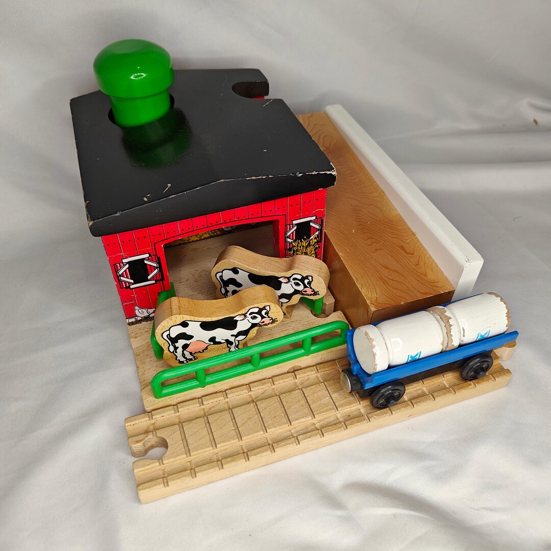COMPLETE Sodor Dairy Farm - Thomas & Friends Wooden Railway LC99341 ...