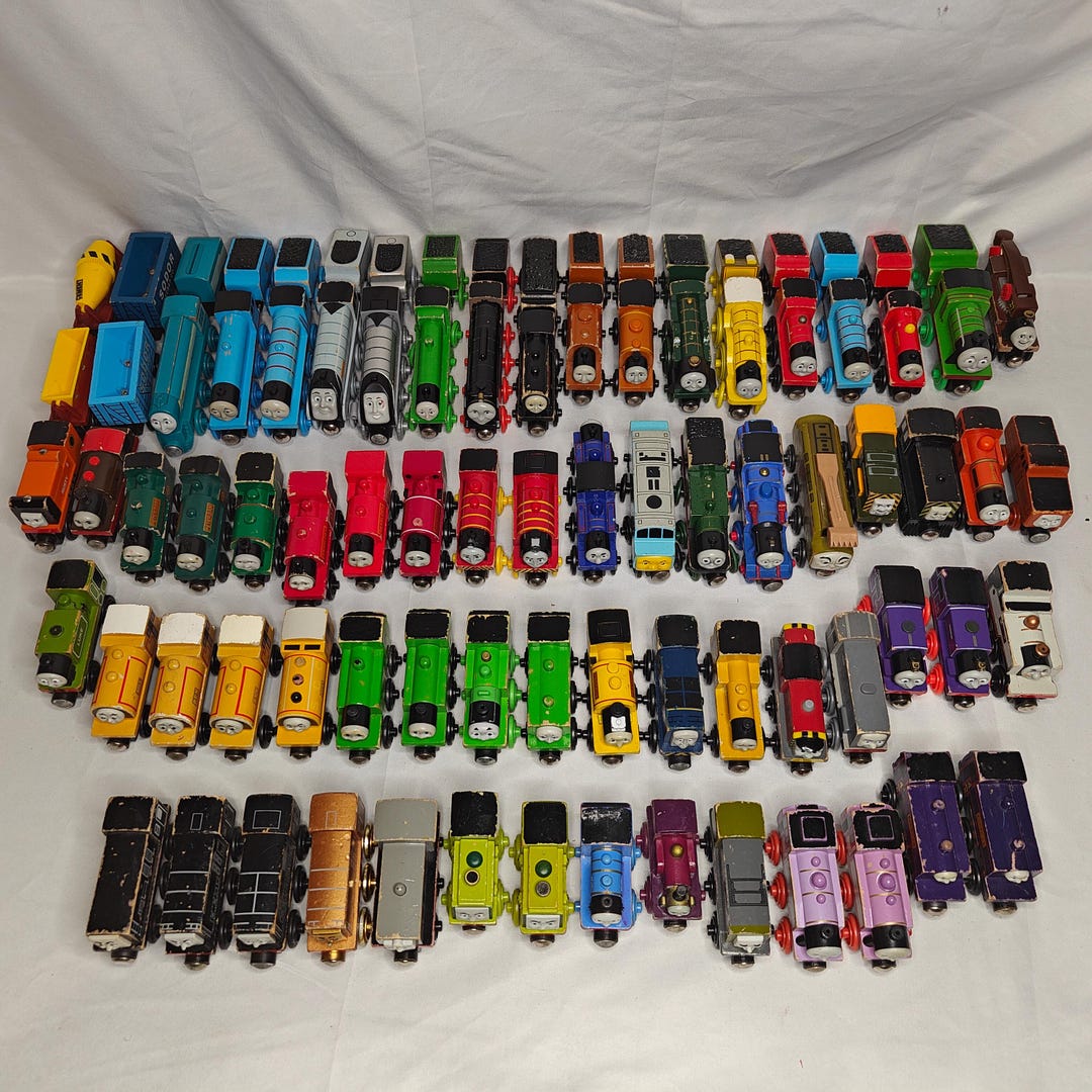 A-M YOU CHOOSE - Grade C - Thomas & Friends Wooden Railway *moderately ...