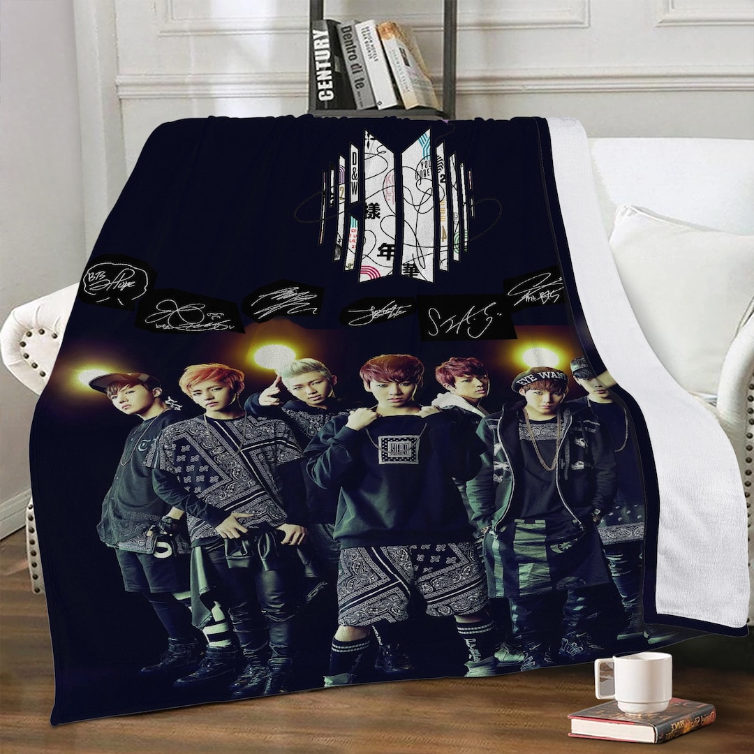 BTS Old School Extra Plush Blanket Avail in 4 Sizes Bts Bedroom, Ts ...