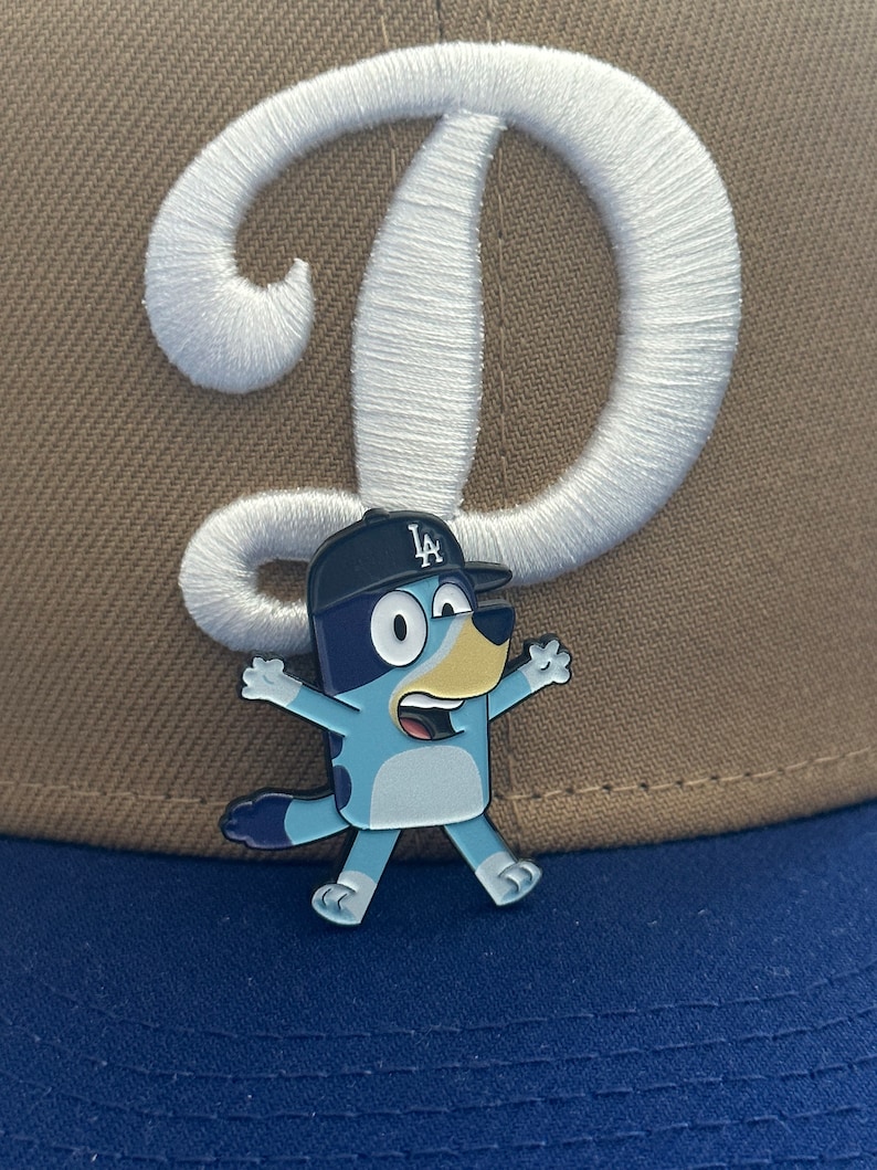 Dodger Bluey & Bingo Pin - Etsy