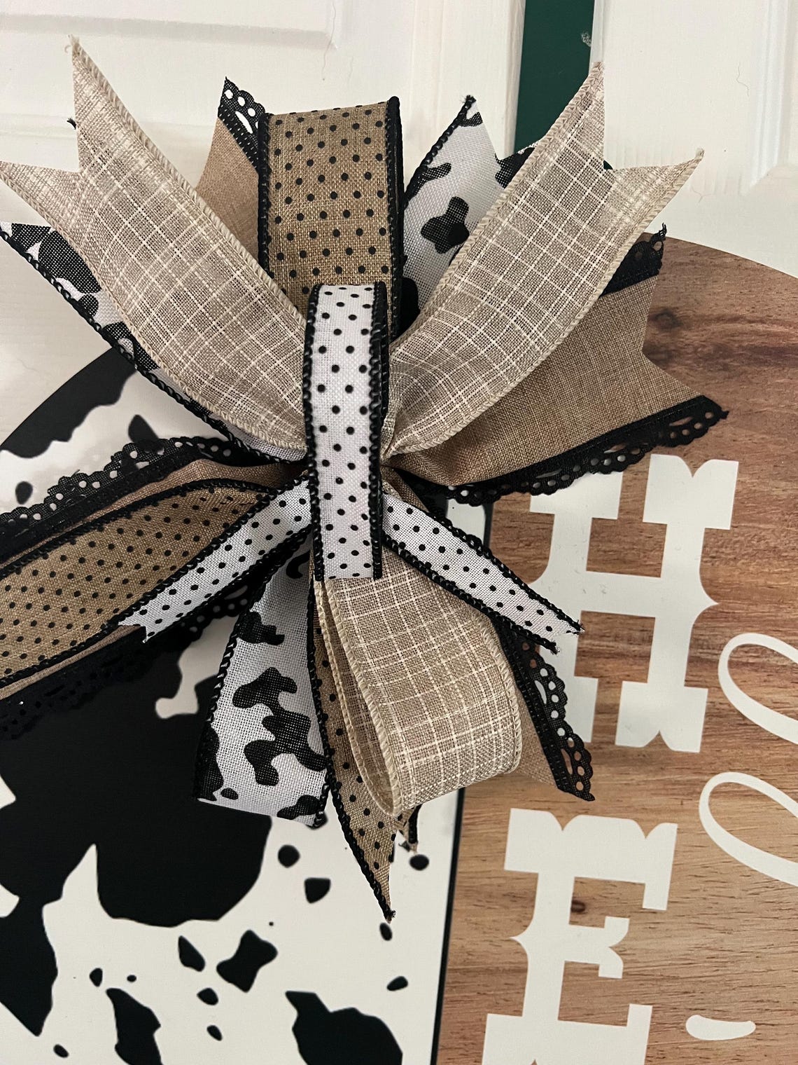 Rustic Cow Print Welcome Wreath - Farmhouse Round Door Sign With "hey Y ...